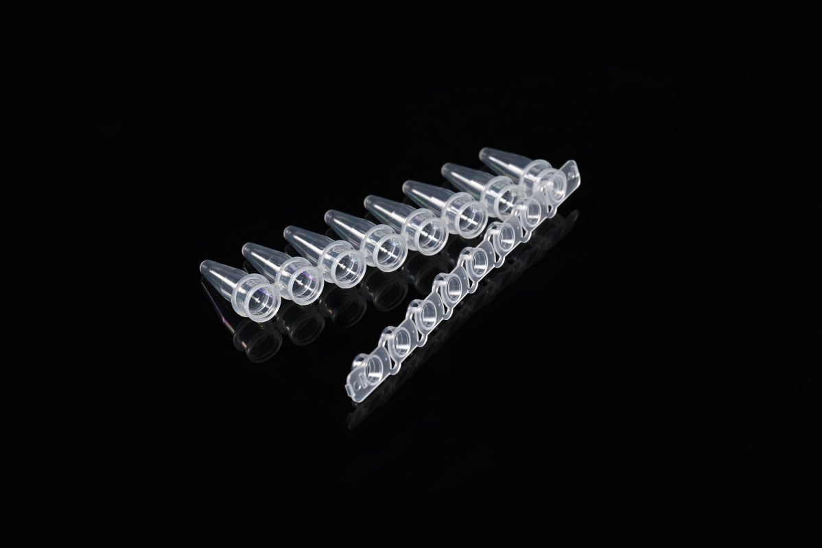 0.2ml Clear PCR 8-Strip Tubes & Optical Flat Caps - meslo